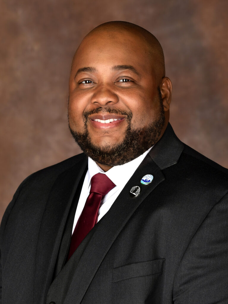 Jackson College recognizes outstanding alumni, service award winners ...